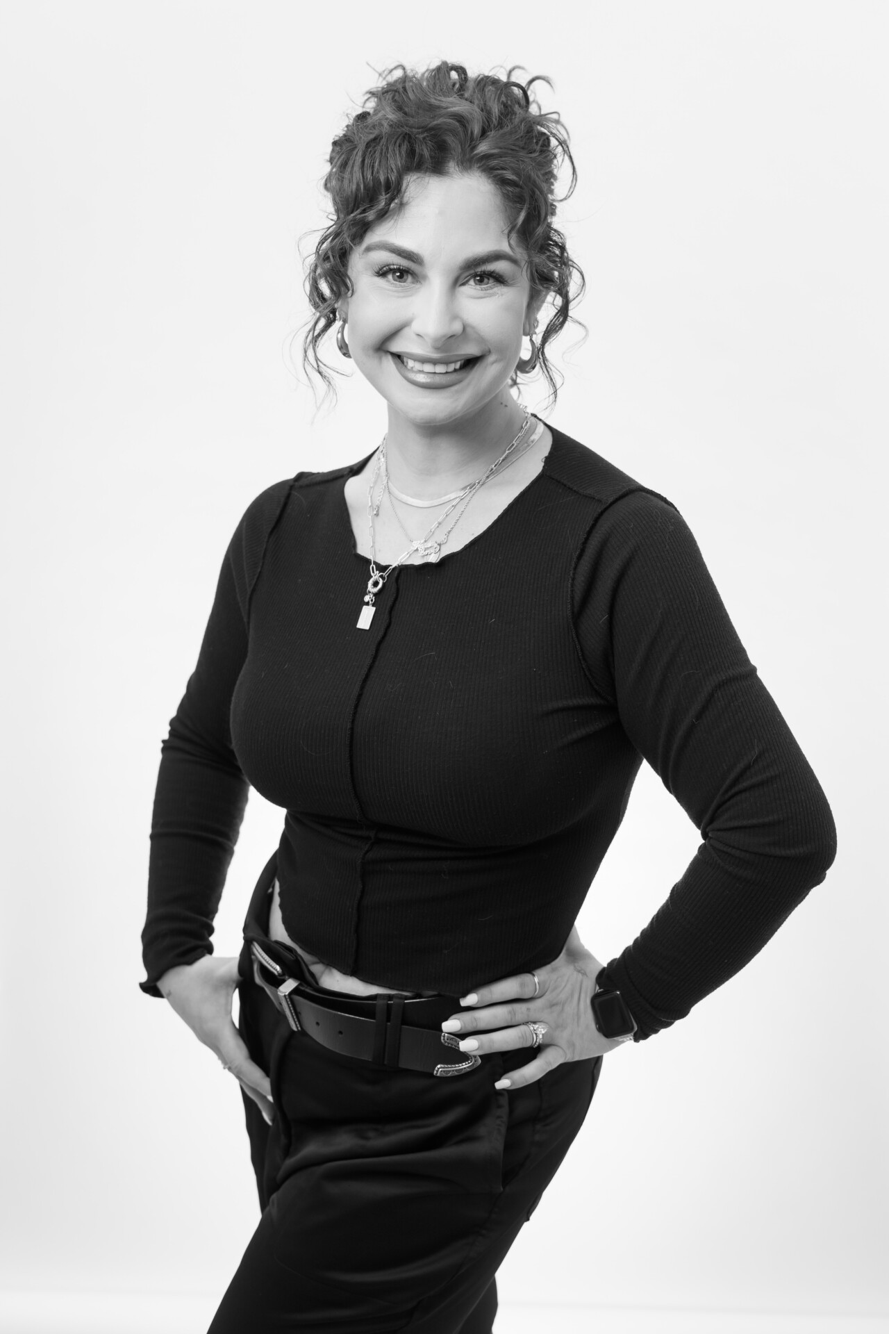 TORI DELLA POLLA - Louis Christian Robert John Salon